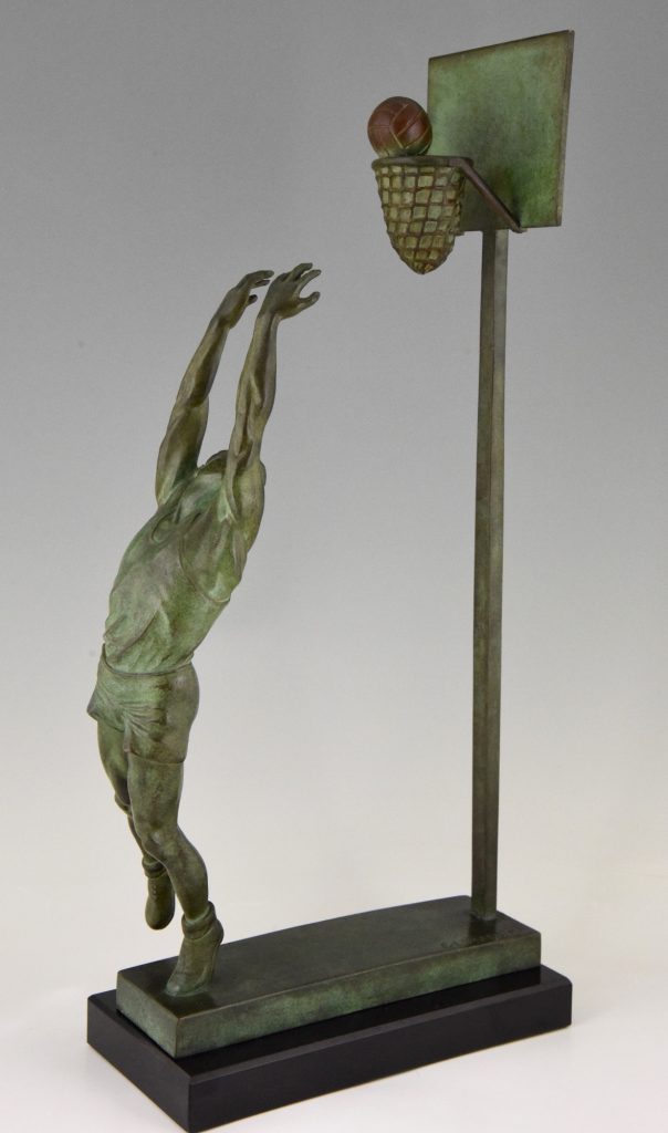 Art Deco bronze sculpture basketball player reverse dunk - Deconamic