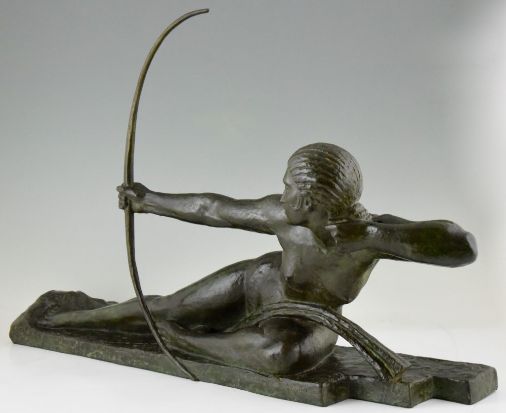 Art Deco bronze sculpture nude with bow Penthesilia - Deconamic