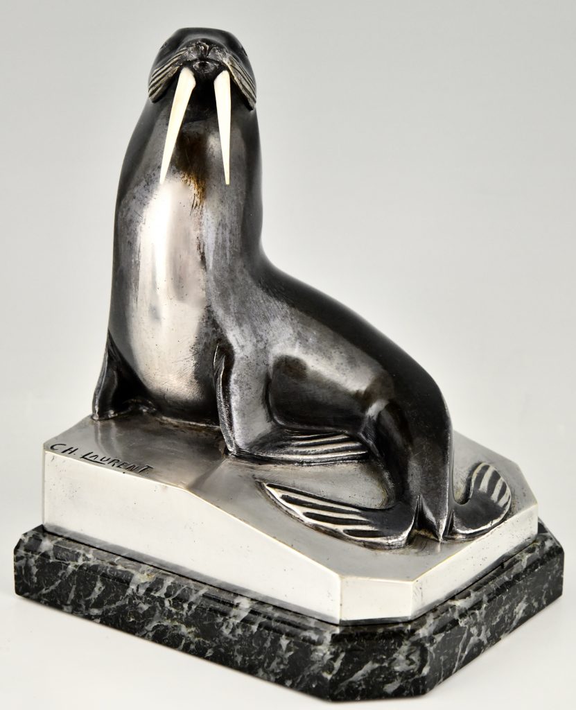 Art Deco silvered bronze walrus bookends. - Deconamic