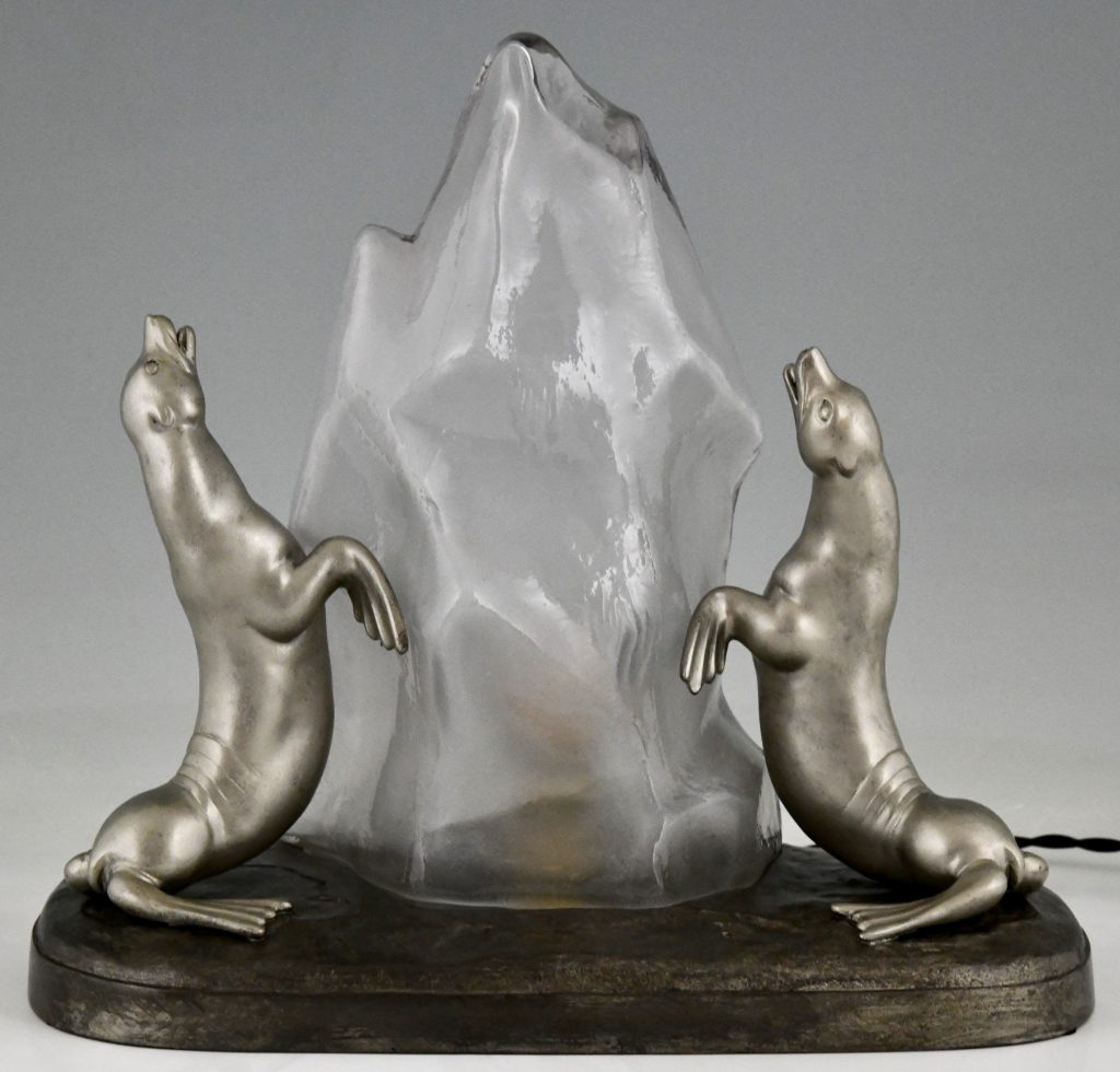 Pair of Art Deco lamps with seals - Deconamic