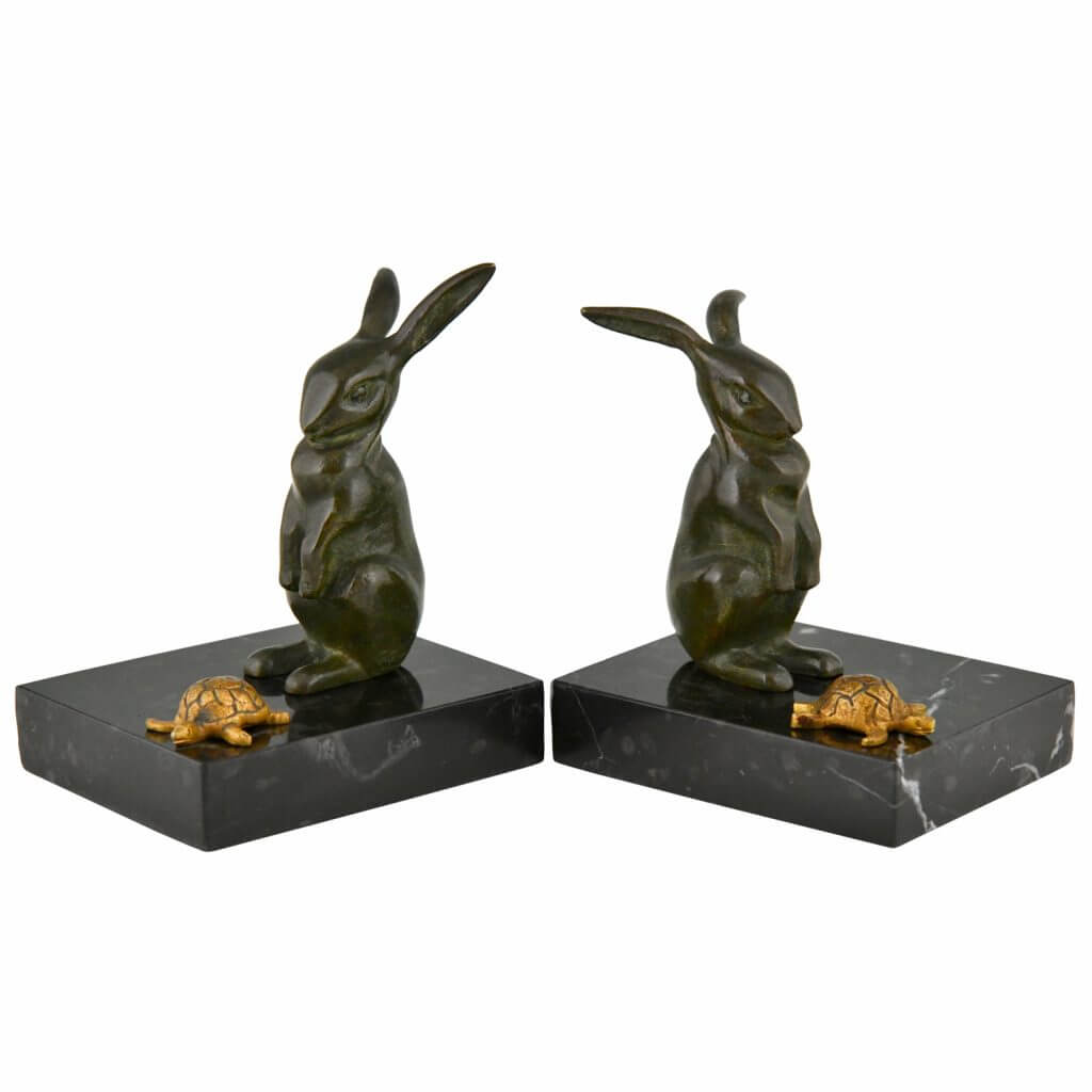 Art Deco hare and tortoise bronze bookends. - Deconamic