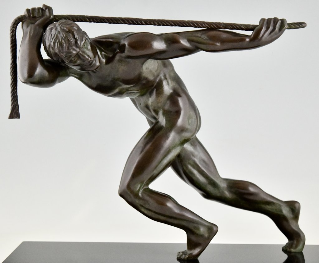 Art Deco bronze sculpture athlete pulling a rope. - Deconamic