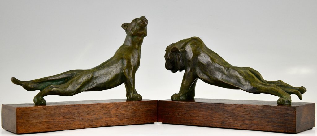Art Deco bronze bookends panther and tiger. - Deconamic