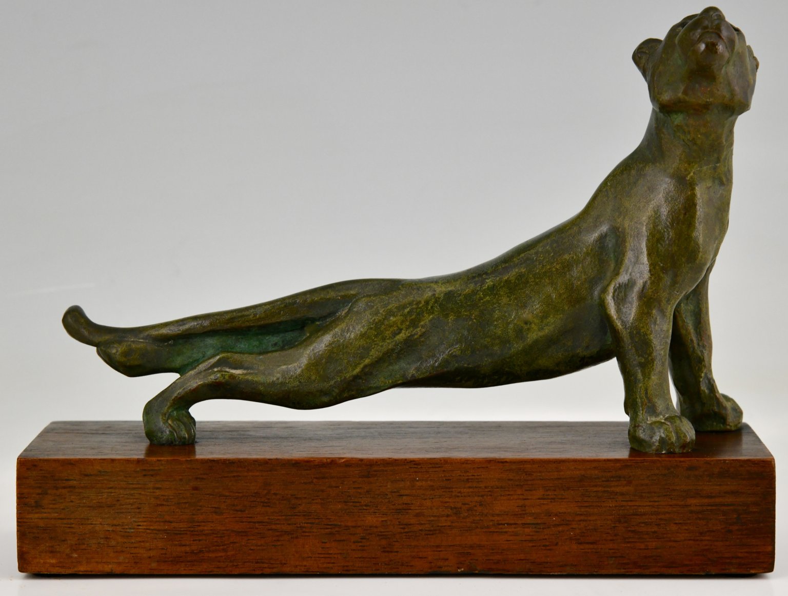 Art Deco bronze bookends panther and tiger. - Deconamic