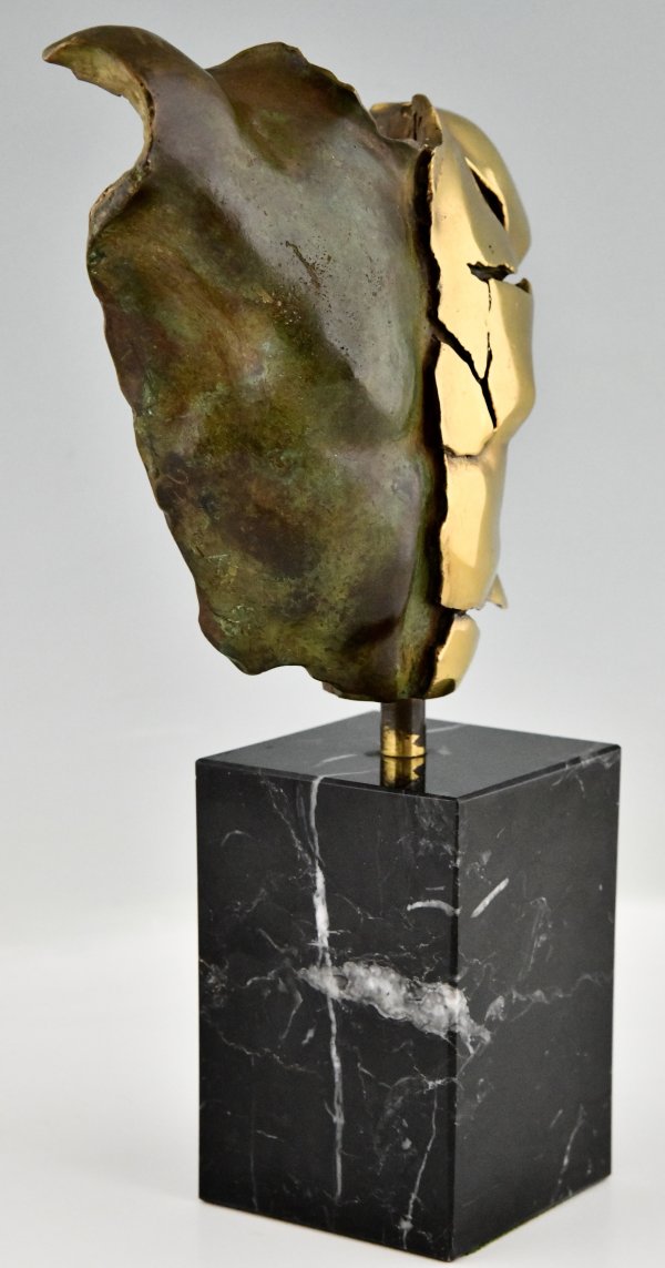 Mid Century bronze sculpture male torso. - Deconamic