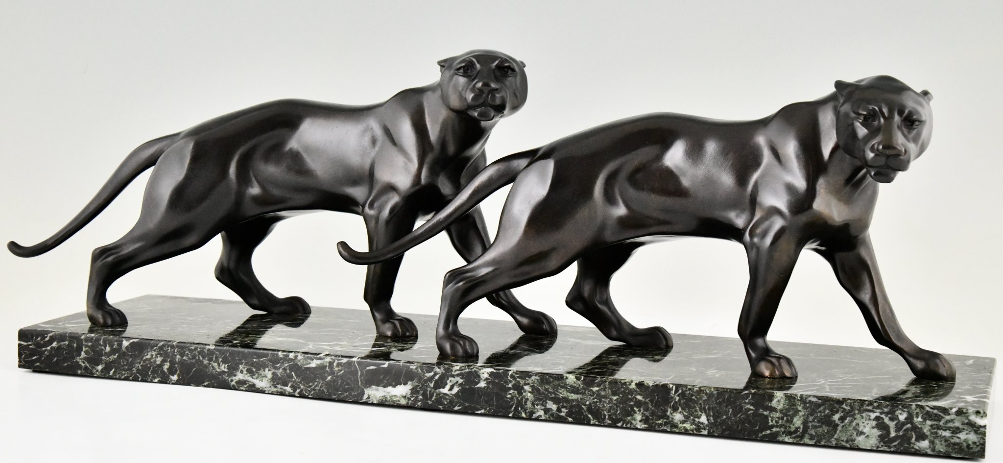 Art Deco bronze sculpture two panthers - Deconamic Art Deco bronze sculpture two panthers - Deconamic