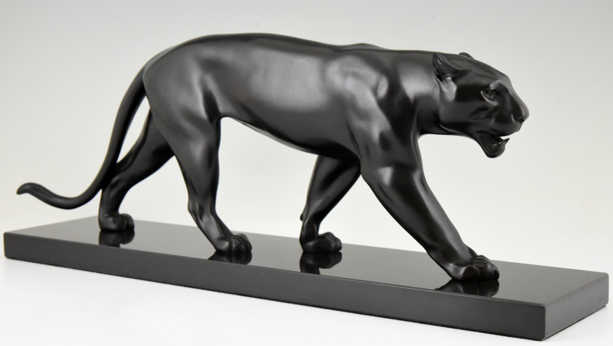 Art Deco style panther sculpture BAGHERA - Deconamic