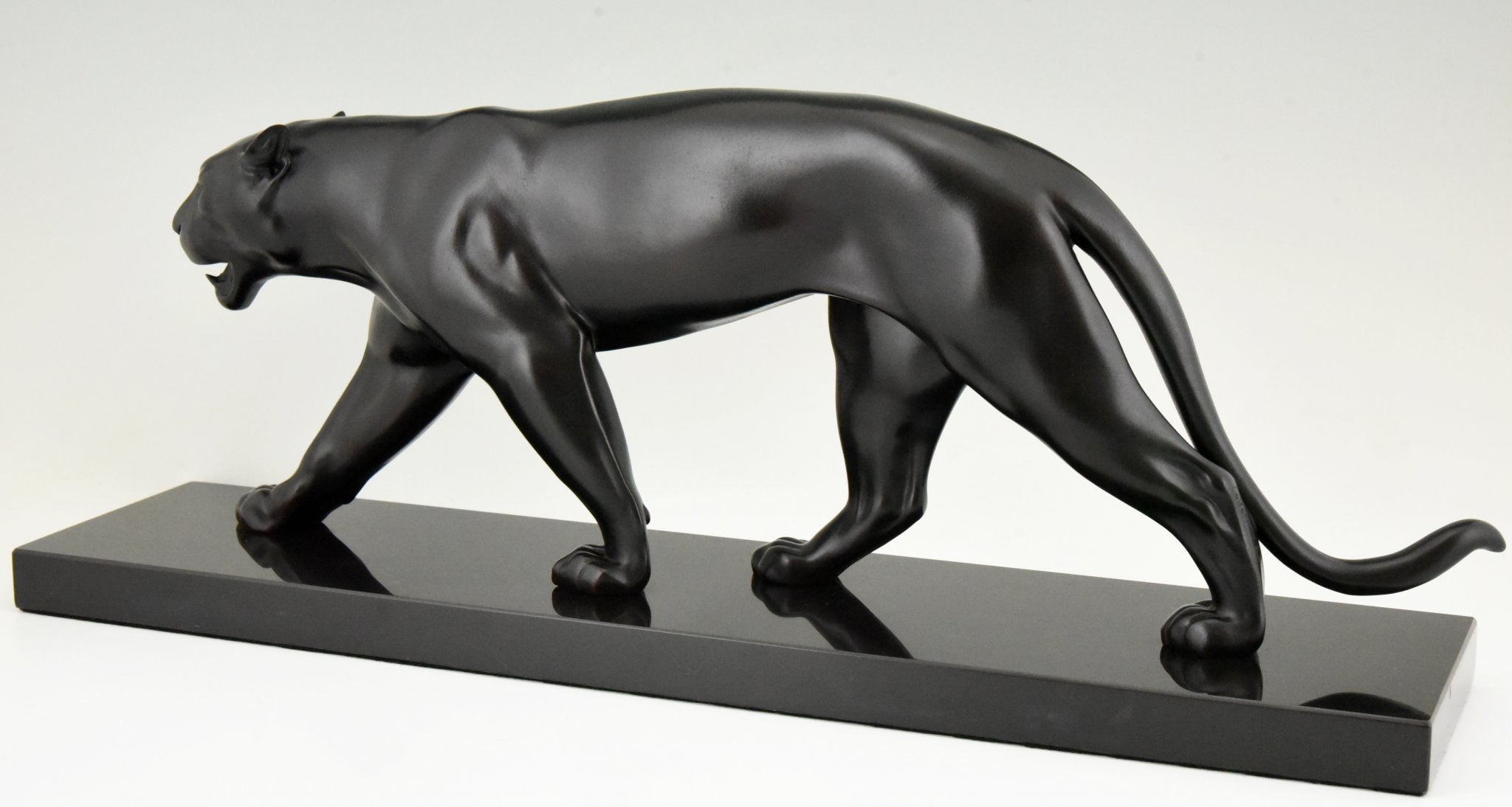 Art Deco style panther sculpture BAGHERA - Deconamic