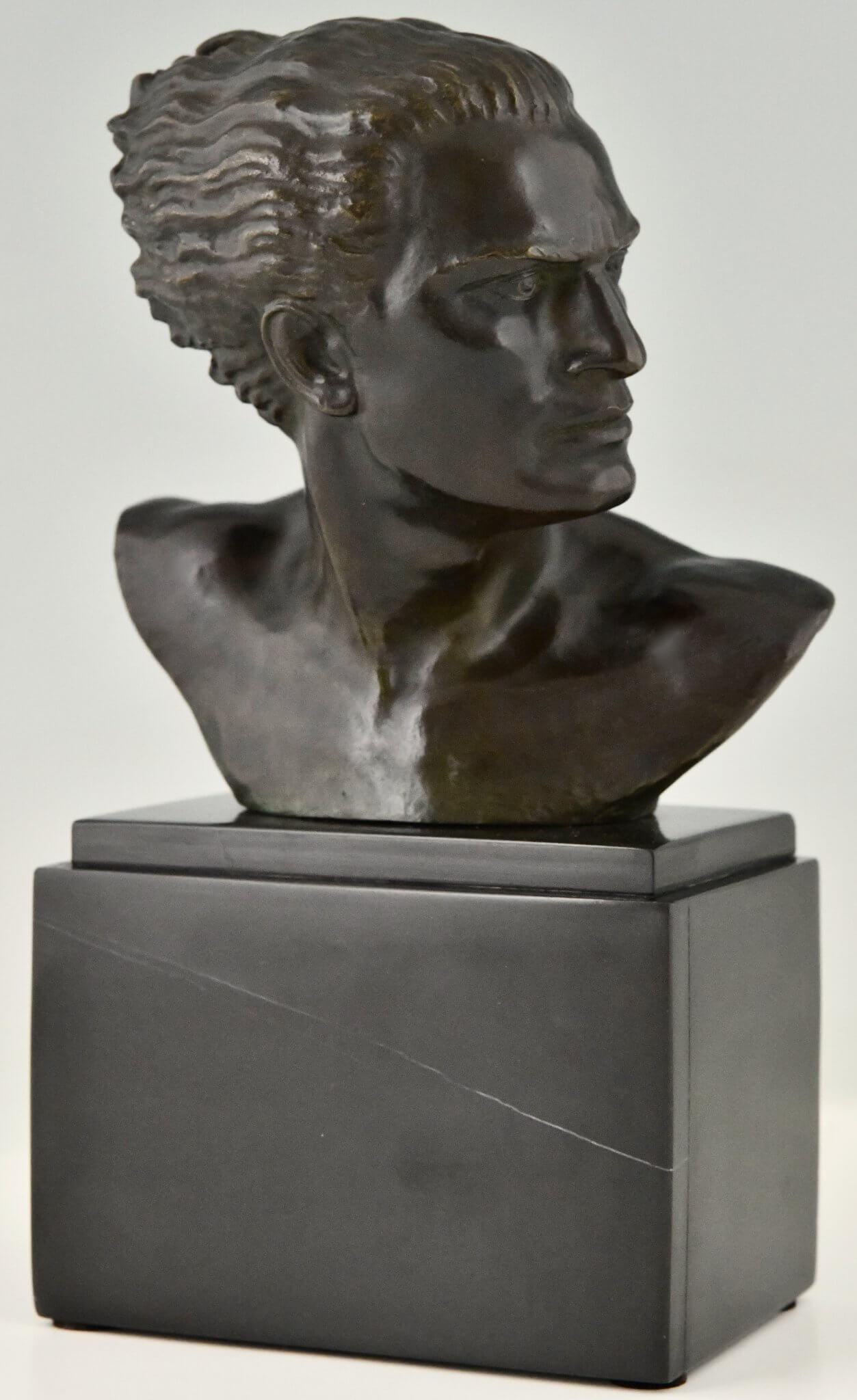 Art Deco bronze sculpture male bust aviator Jean Mermoz - Deconamic