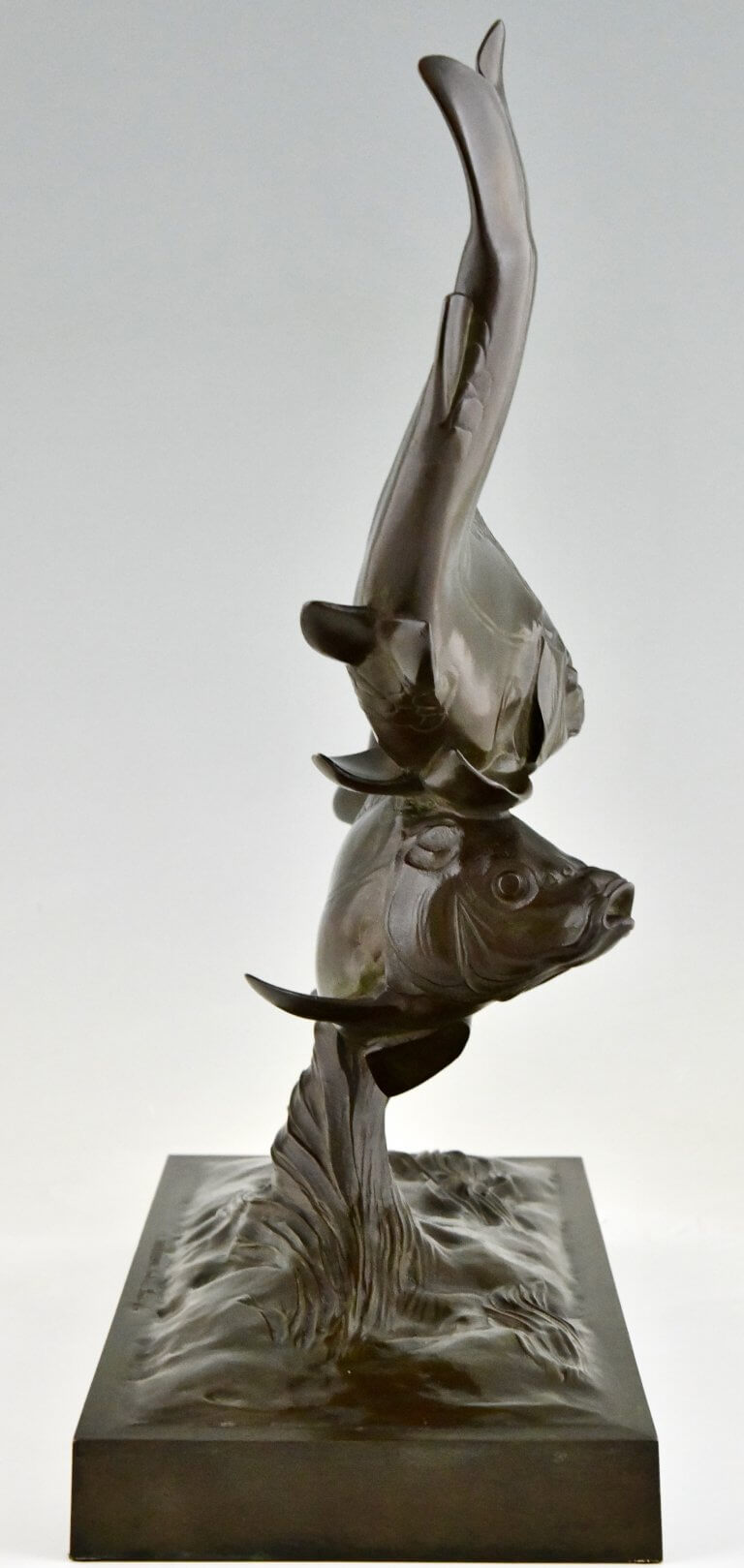 Art Deco bronze sculpture of two carp fish. - Deconamic