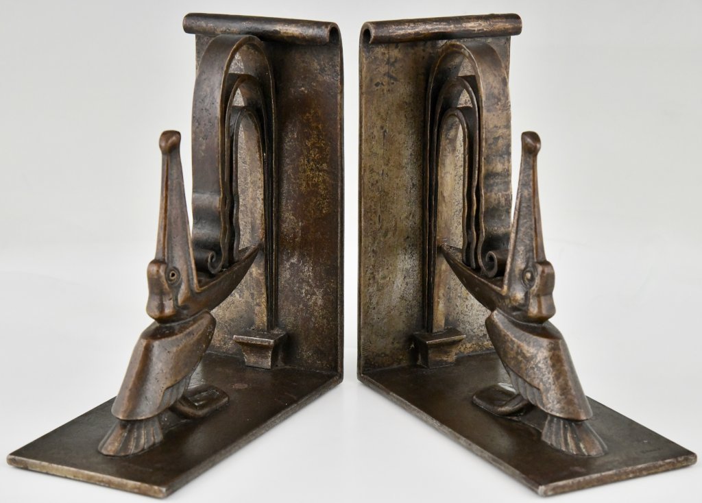 Art Deco wrought iron pelican bookends. - Deconamic