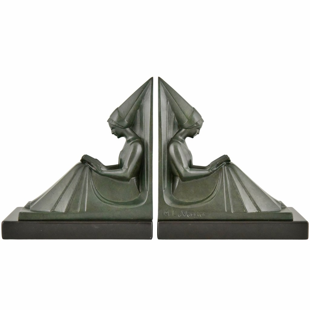 Art Deco bookends with reading Medieval ladies. - Deconamic
