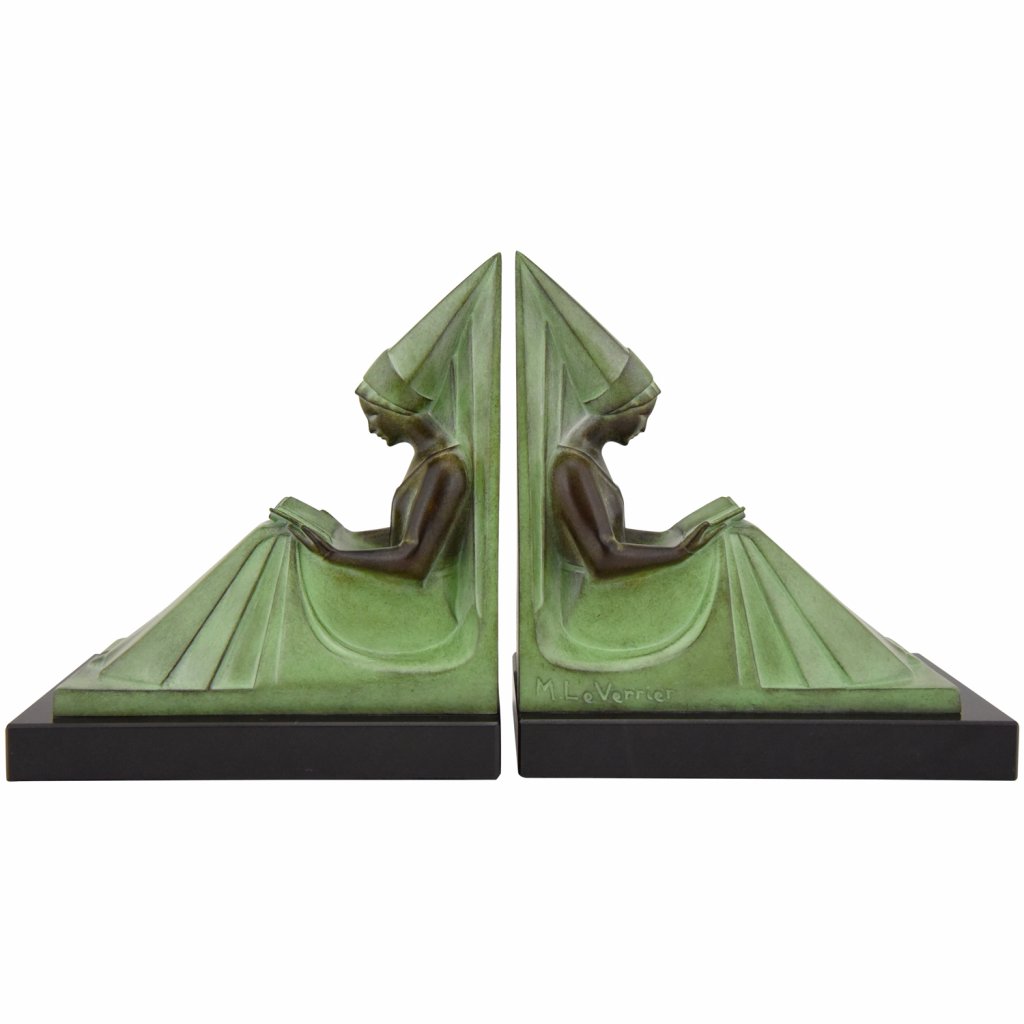 Art Deco style bookends reading ladies MOYEN AGE - Deconamic