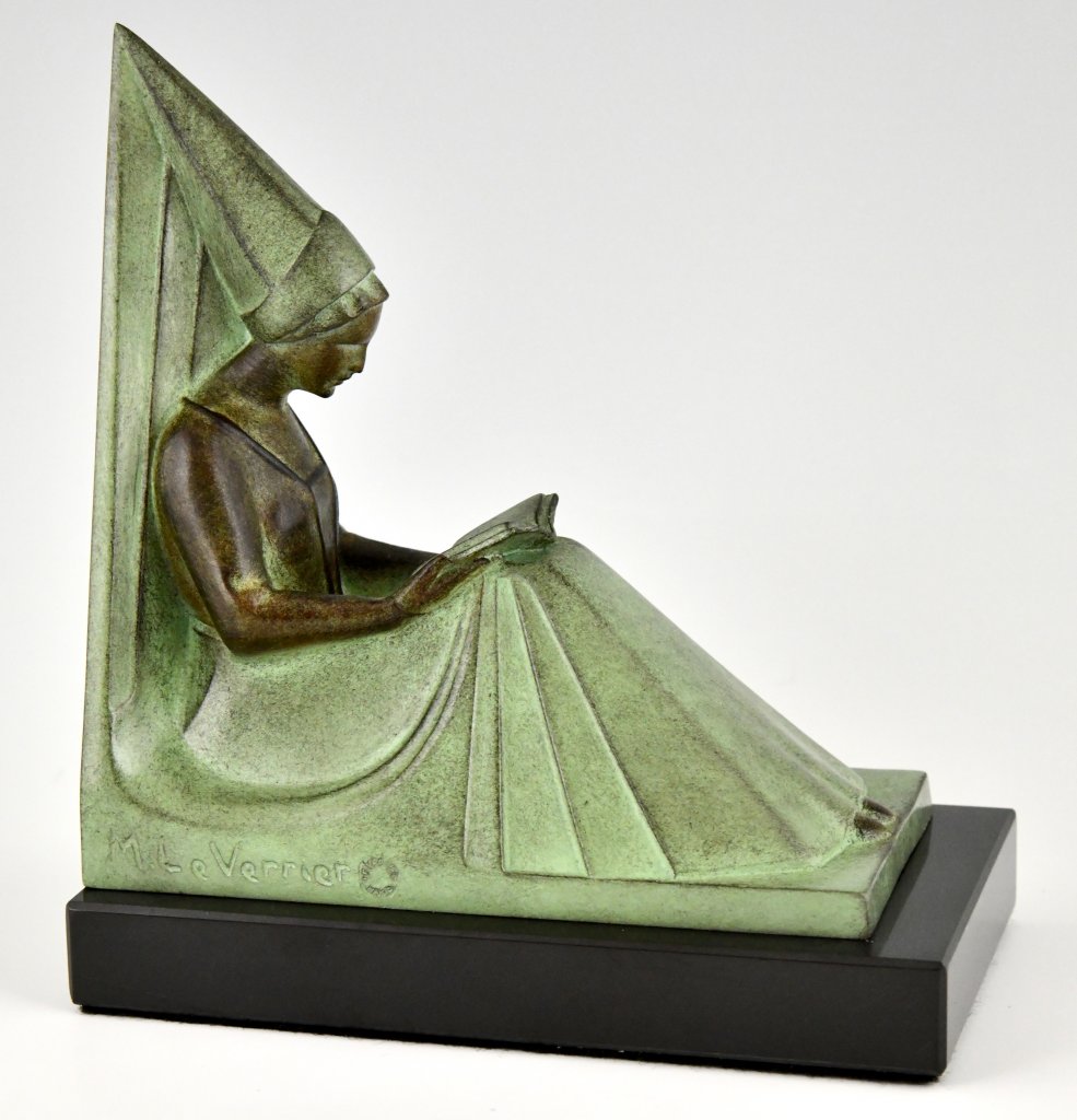 Art Deco style bookends reading ladies MOYEN AGE - Deconamic