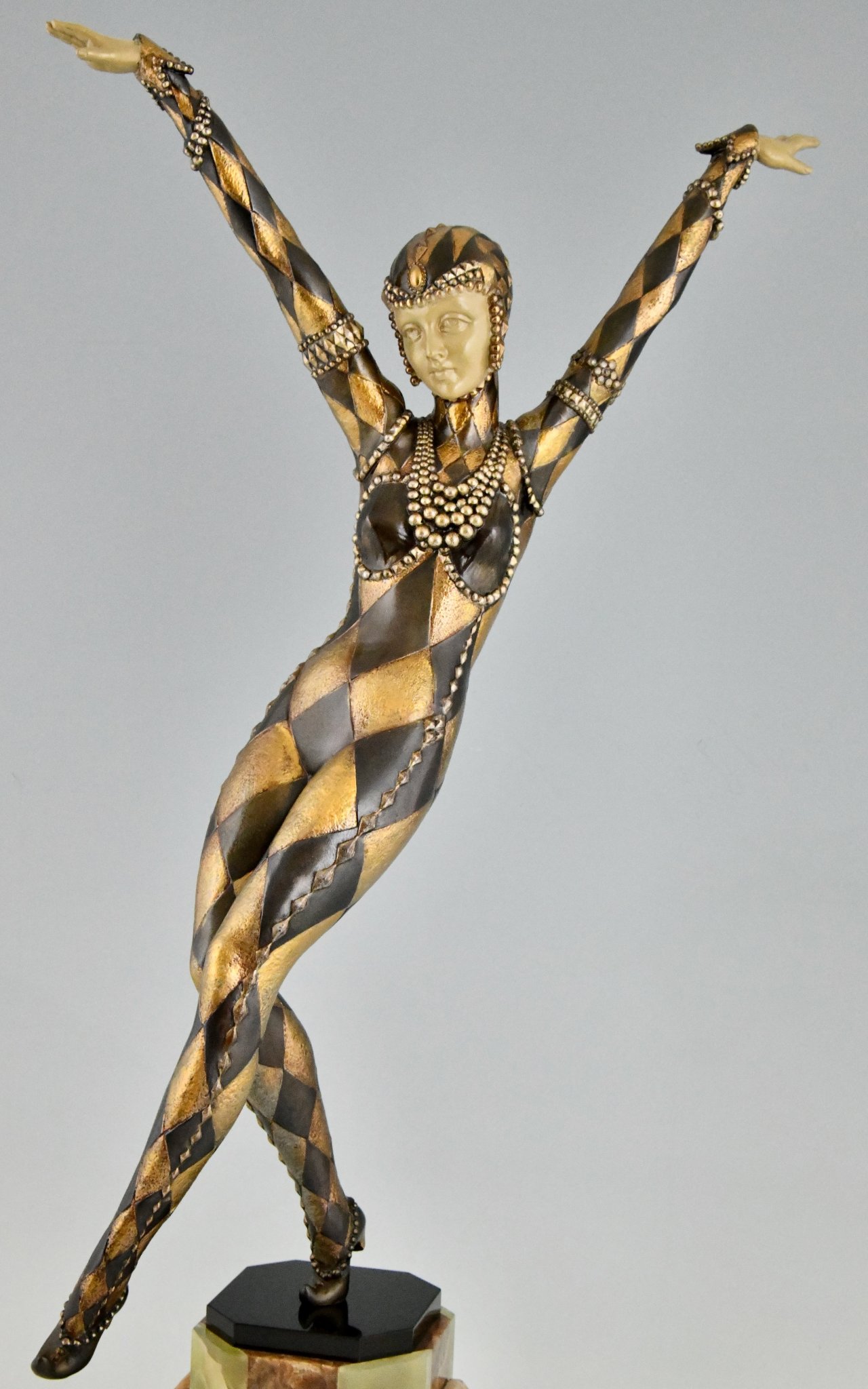 Art Deco female dancer with harlequin suit 67 cm. - Deconamic